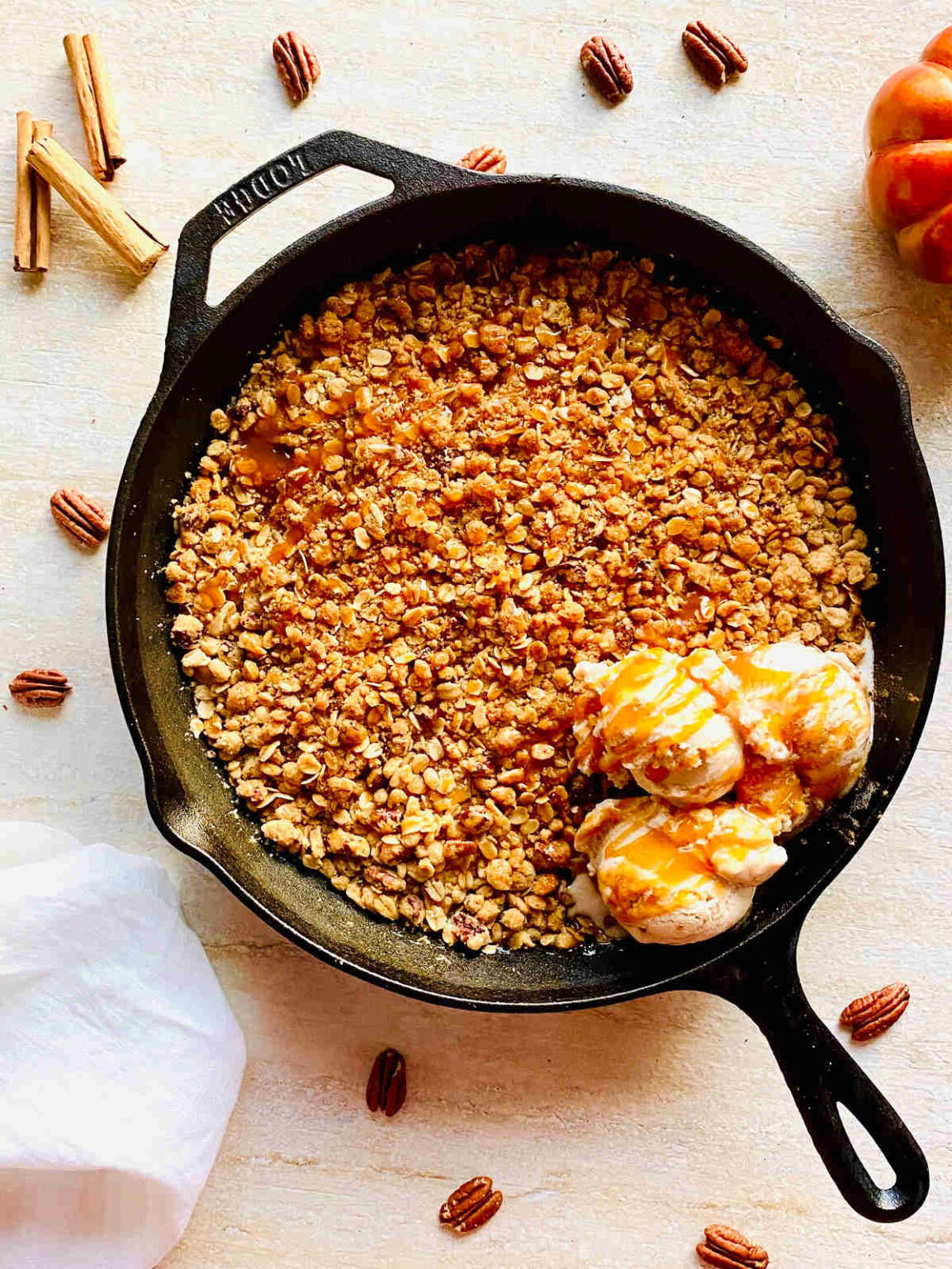 Cast Iron Skillet Apple Crisp - Aubrey's Kitchen